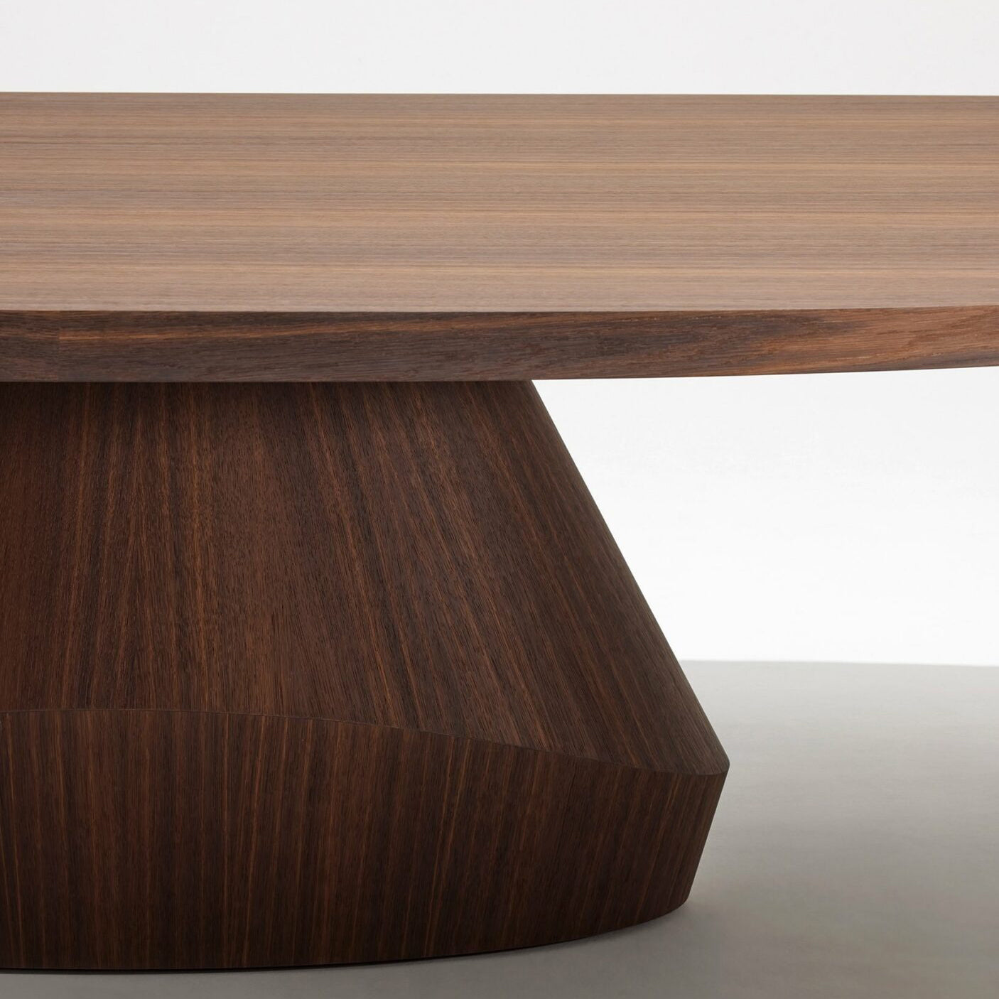 Yab Dining Table | Modern Relik