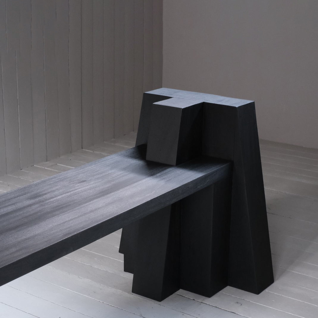 AD Bench | Modern Relik